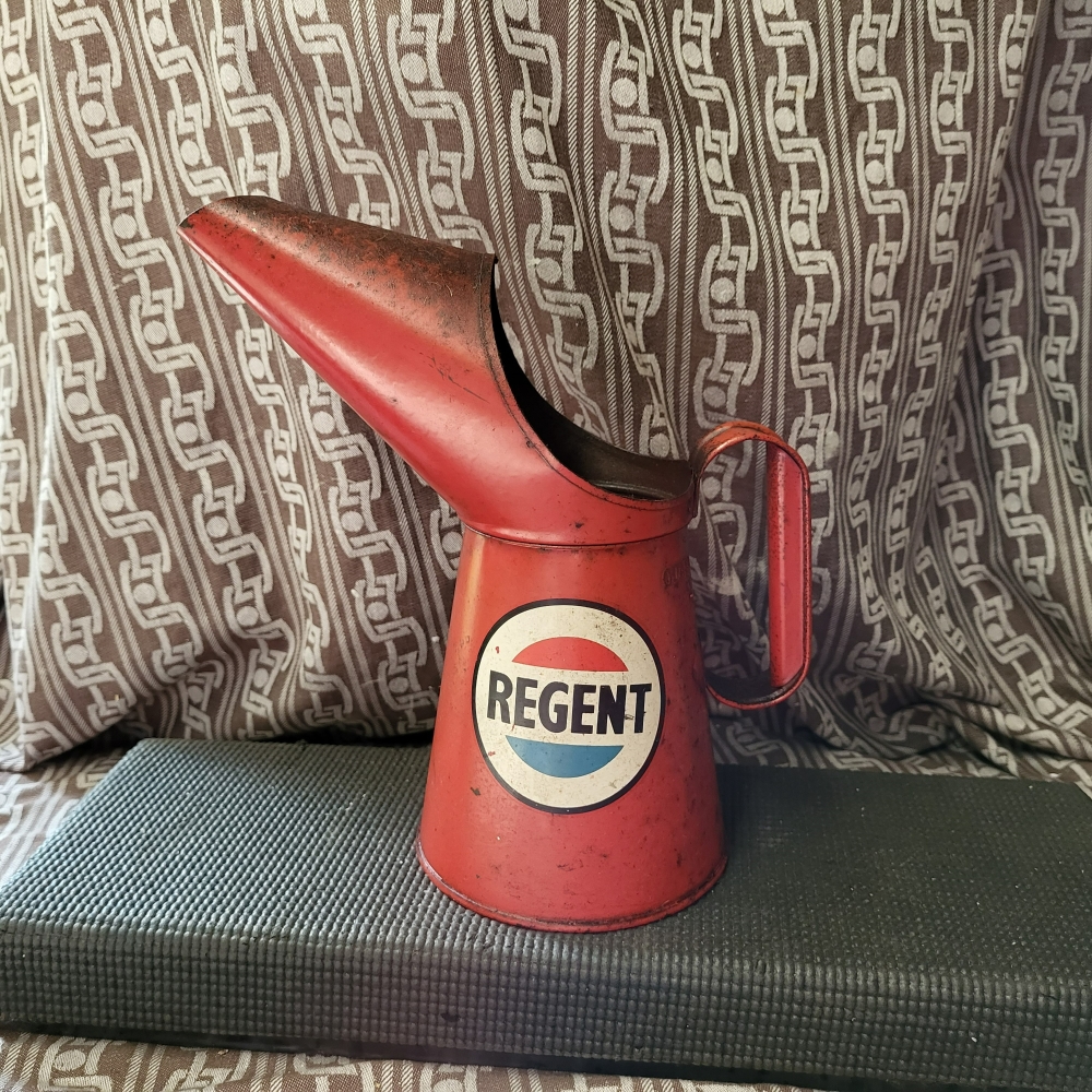 REGENT 2 pint pourer | Automobilia-UK - vintage petrol pumps, globes ...