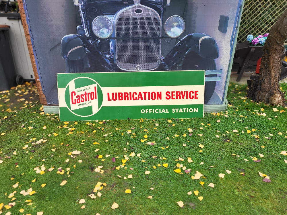 A Castrol Lubrication tin ORIGINAL sign , stunning | Automobilia-UK ...