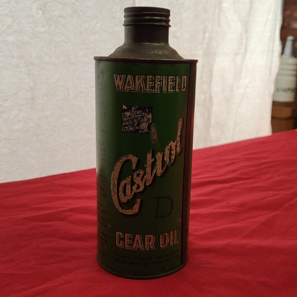 Wakefield Castrol quarts round can | Automobilia-UK - vintage petrol ...