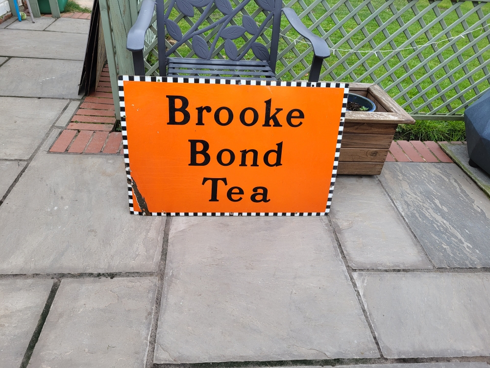 BROOKE BOND TEA sign original enamel superb 30 x 20 inch used on TV ...