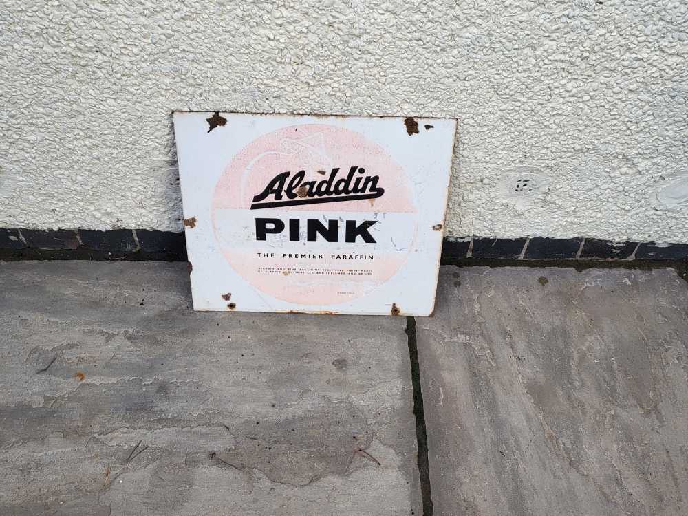 Aladdin pink paraffin sign metal ORIGINAL 19 x 17 inch | Automobilia-UK ...