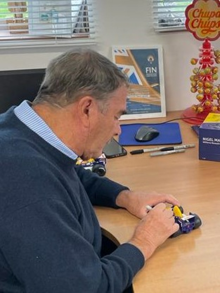 Nigel Mansell Heroes sculpture by JIM BAMBER hand signed | Automobilia ...