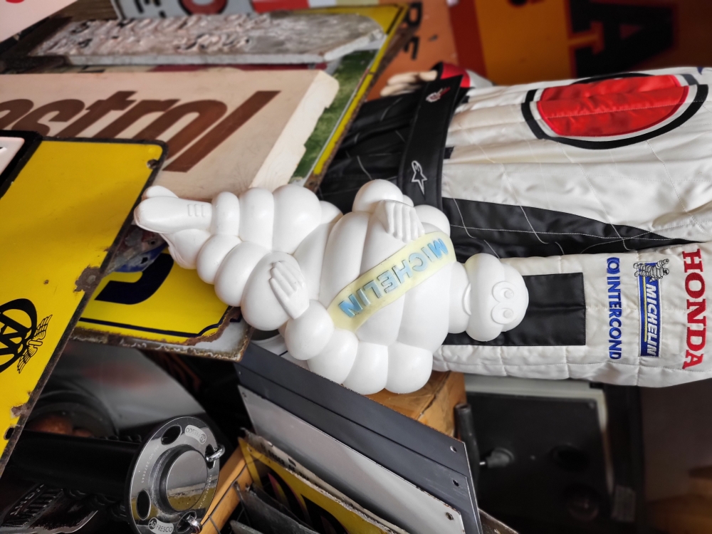 Michelin Man ORIGINAL 18 inch SUPERB and unrestored | Automobilia-UK ...