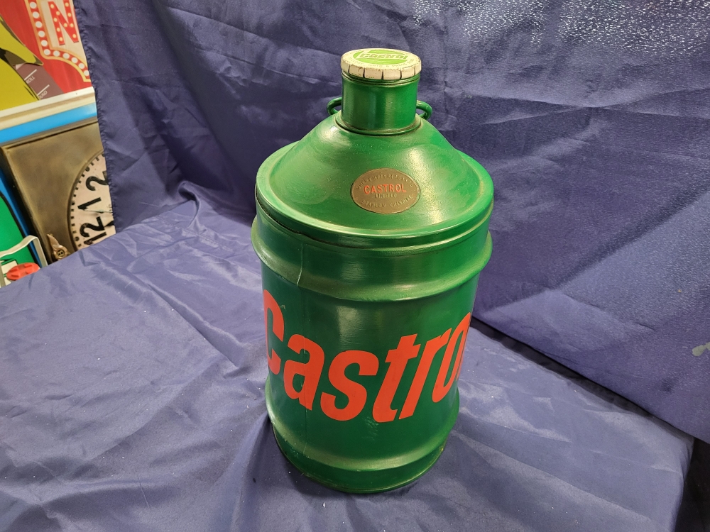 CASTROL 5 gall can | Automobilia-UK - vintage petrol pumps, globes ...