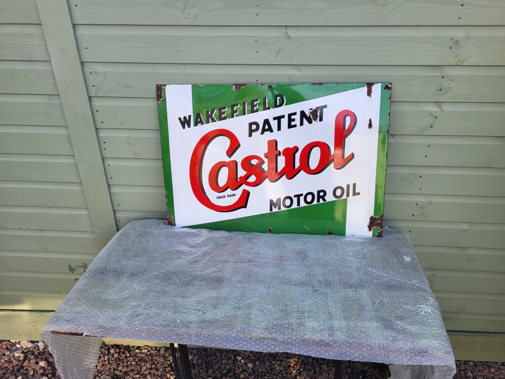 Wakefield CASTROL enamel ORIGINAL sign FANTASTIC ! 30 x 20 inch ...