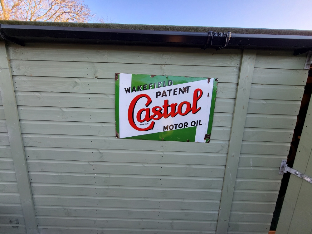 Wakefield CASTROL enamel ORIGINAL sign FANTASTIC ! 30 x 20 inch ...