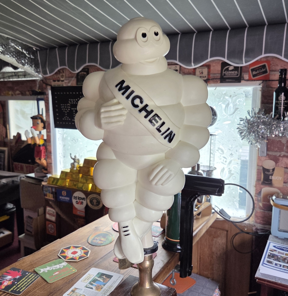 Michelin Man GENUINE 18 inch STUNNING ! BEST WE HAVE HAD ! With bracket ...